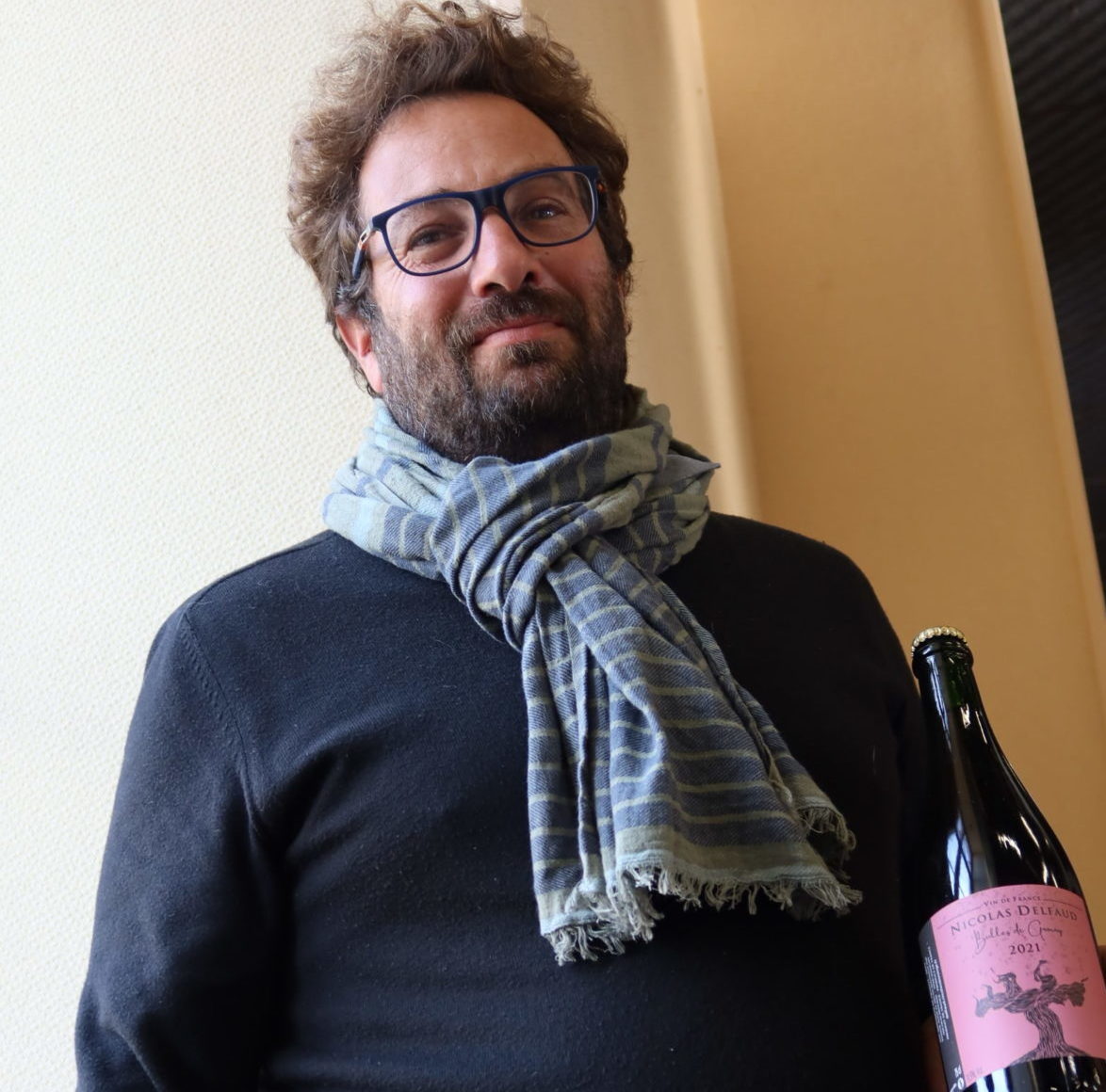 Les artisans vignerons du mâconnais mettent la jeunesse en bouteille ...