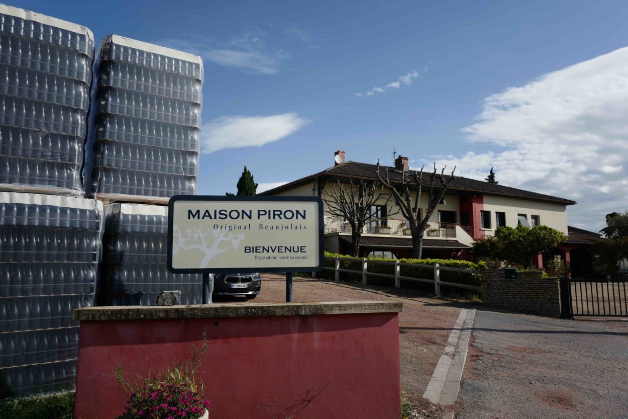 Maison Piron, au bonheur de julien Revillon - Les Buvologues | Vins de ...